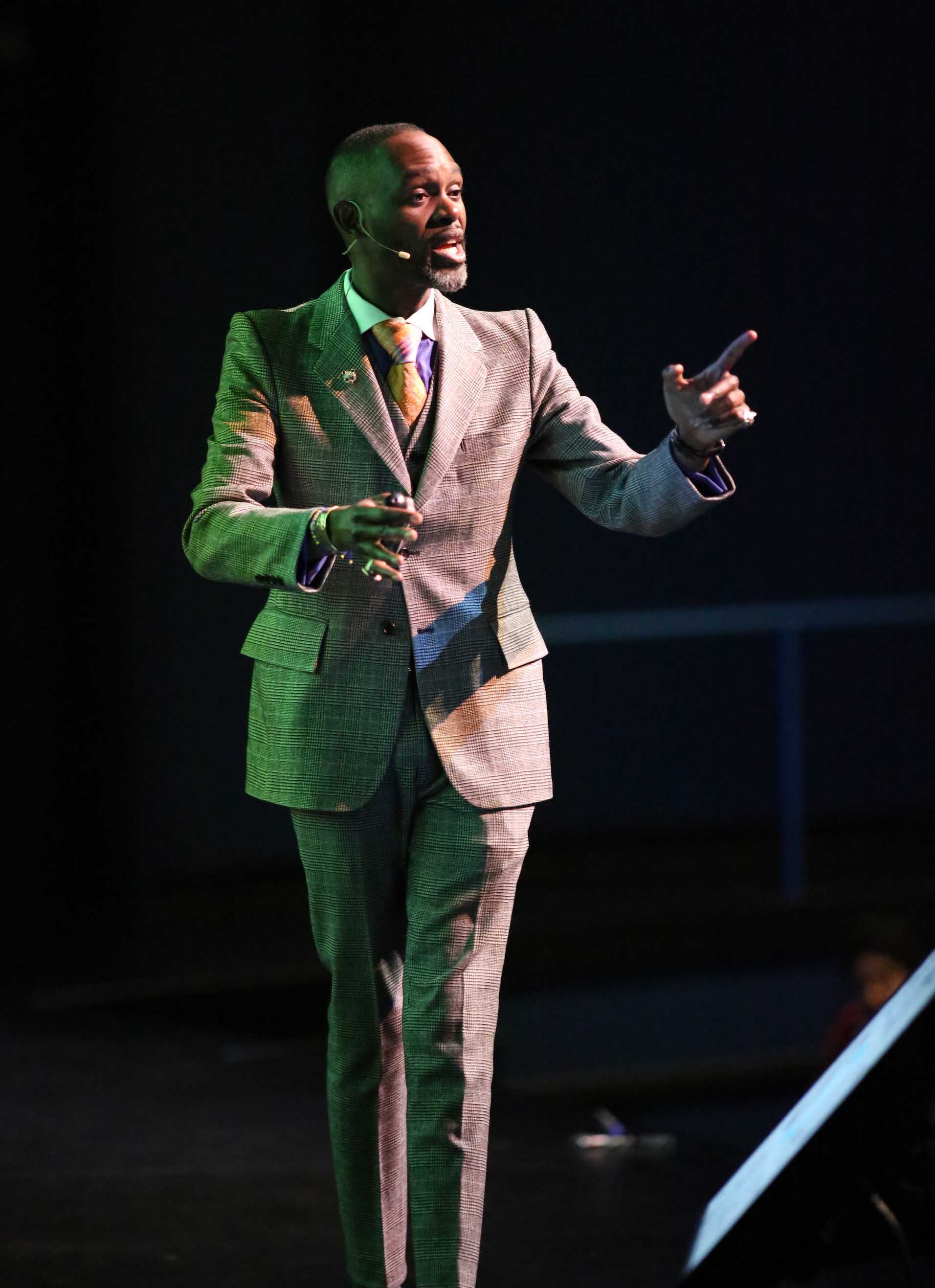 Derreck Kayongo Brings Global Soap Project to Prep – The Sentry